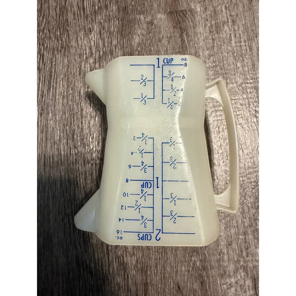Tupperware | Kitchen | Vintage Tupperware 2 Cup Measuring Pitcher 6 Oz ...